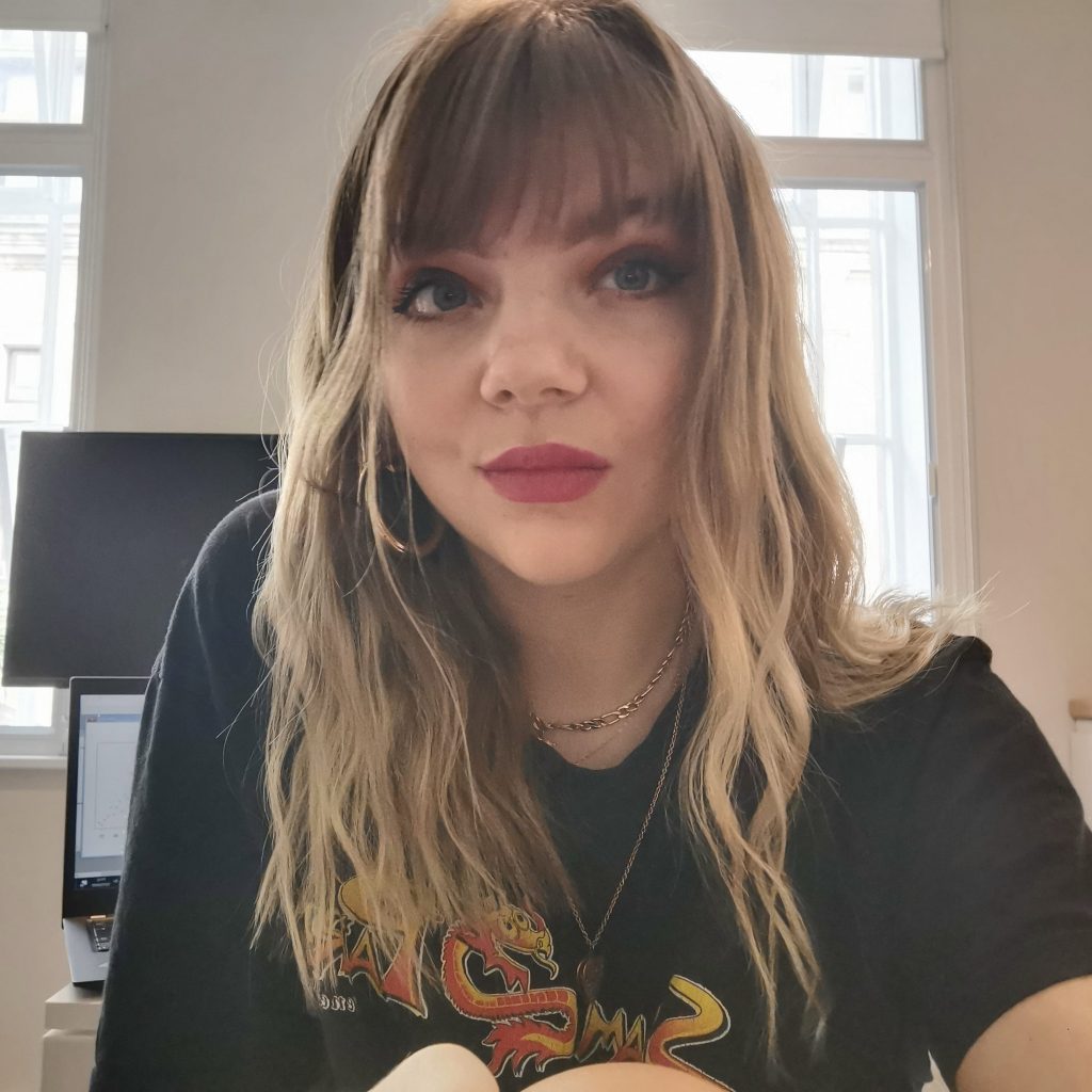 About Me – Rebecca Hamm